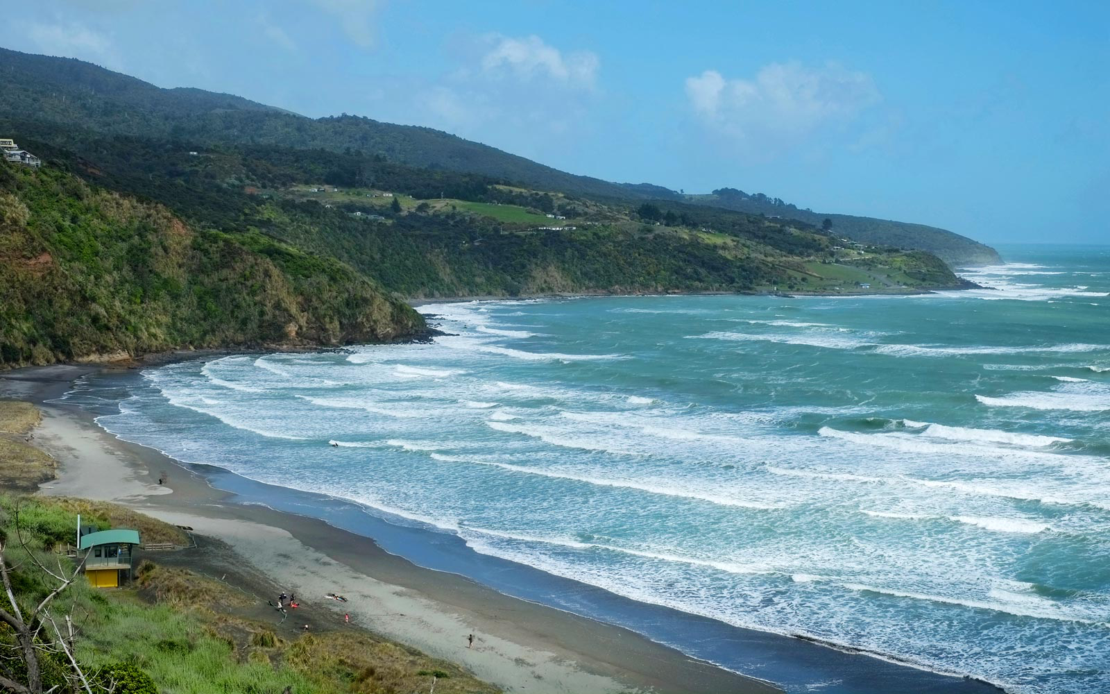 Black Sand Beaches NZ - Must-Visit Spots!